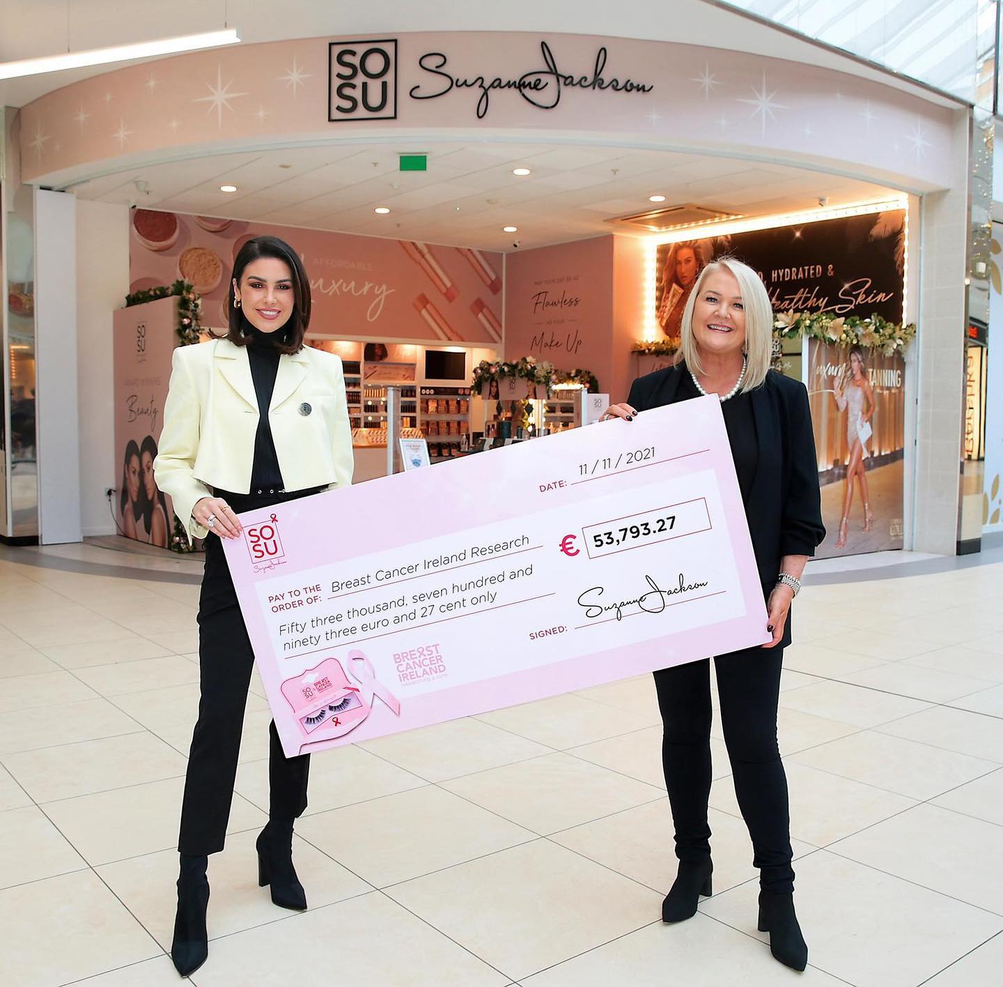 Suzanne Jackson of SOSU presents cheque to Breast Cancer Ireland ...